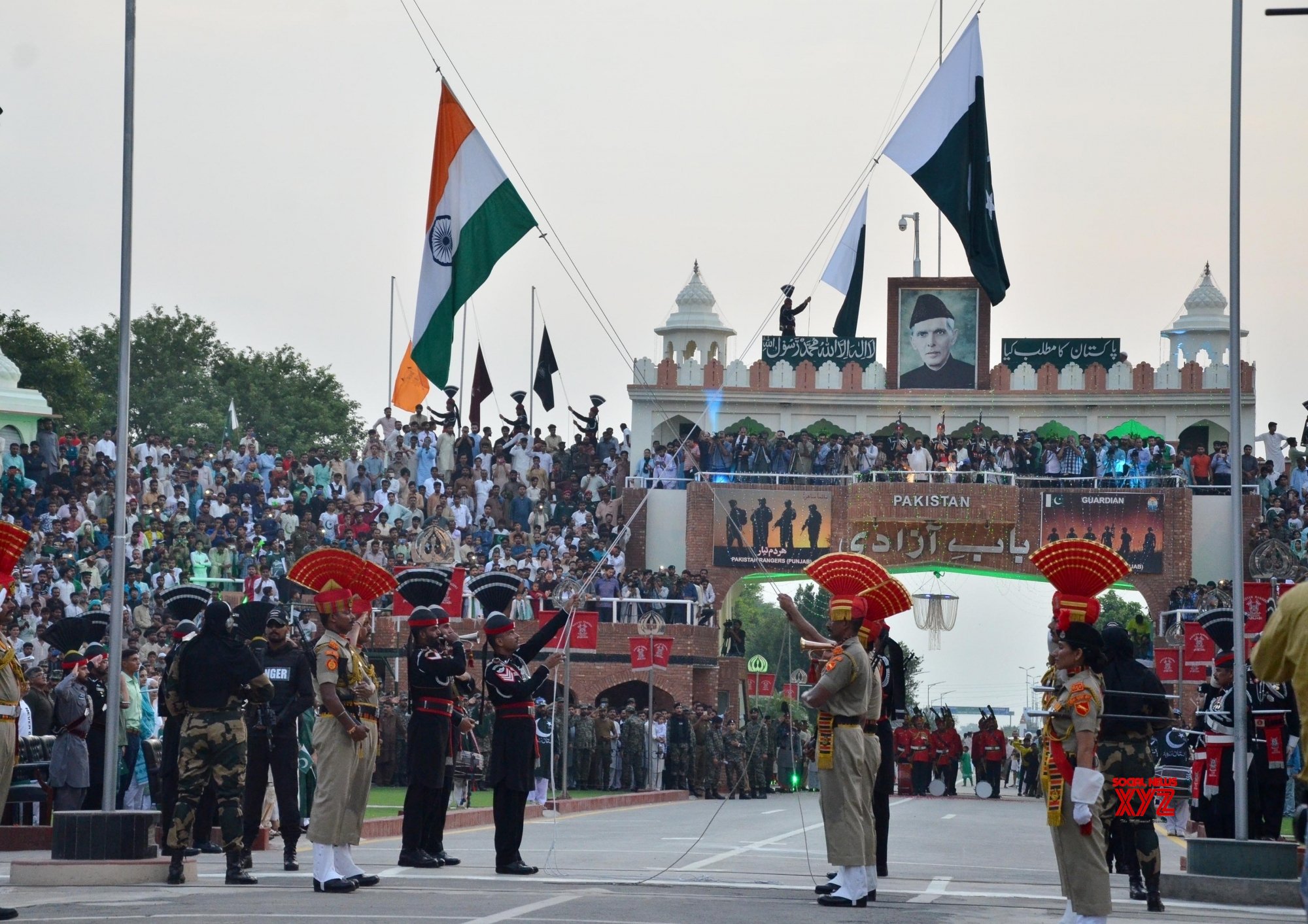 Attari: Beating Retreat ceremony at Indo - Pak border #Gallery - Social ...