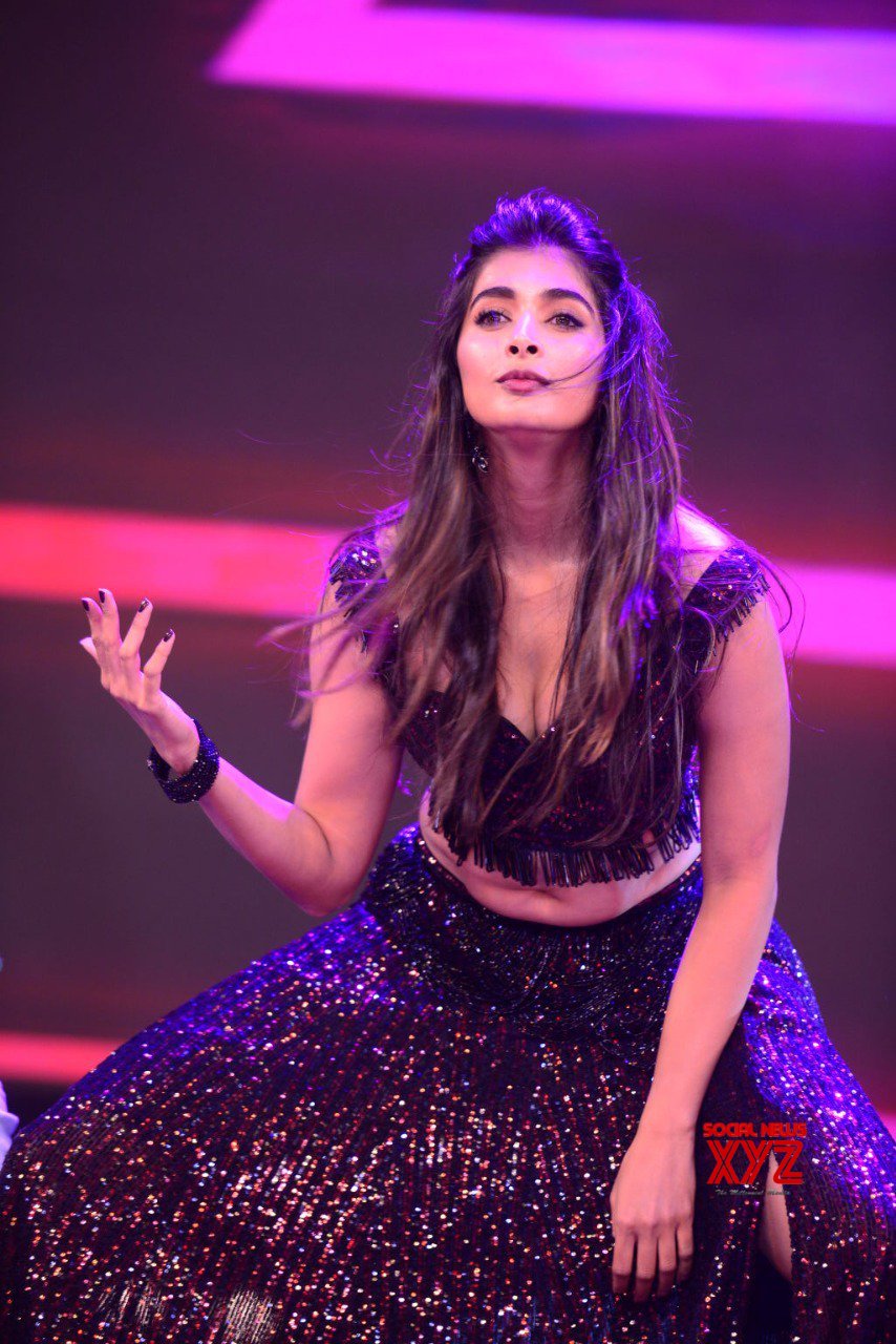 Actress Pooja Hegde Rocking Performance Stills From Cinemahotsavam ...