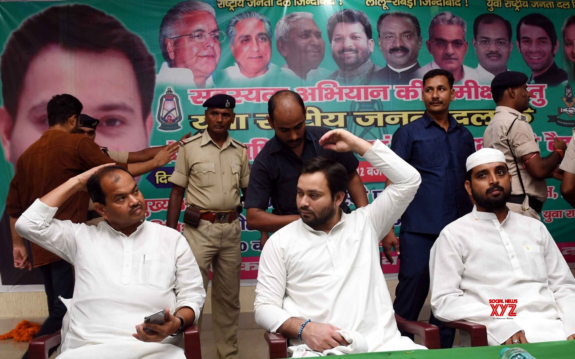 Patna: Tejashwi Yadav at RJD meeting #Gallery - Social News XYZ