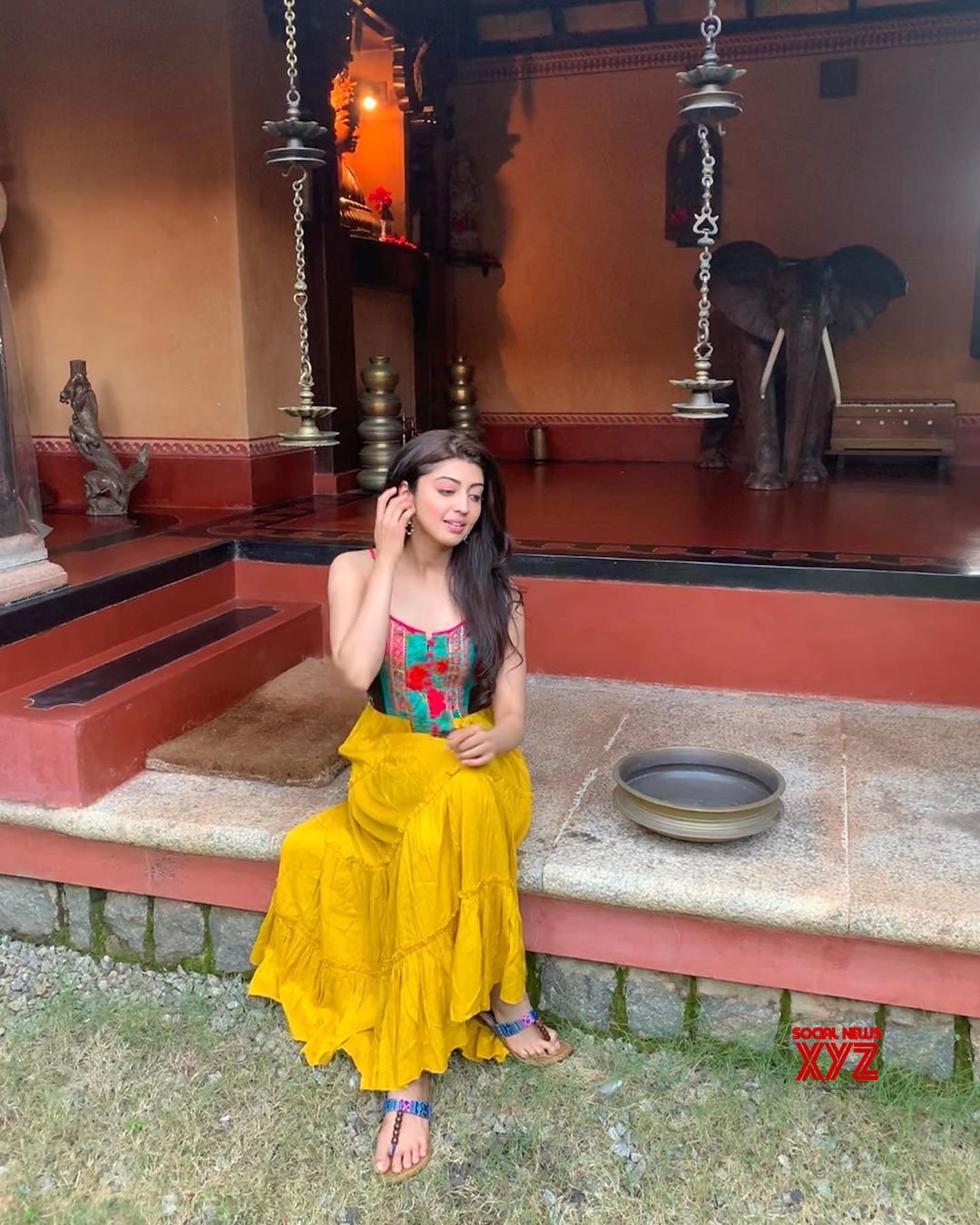 Actress Pranitha Subhash Exploring Heritage In Latest Stills - Social ...