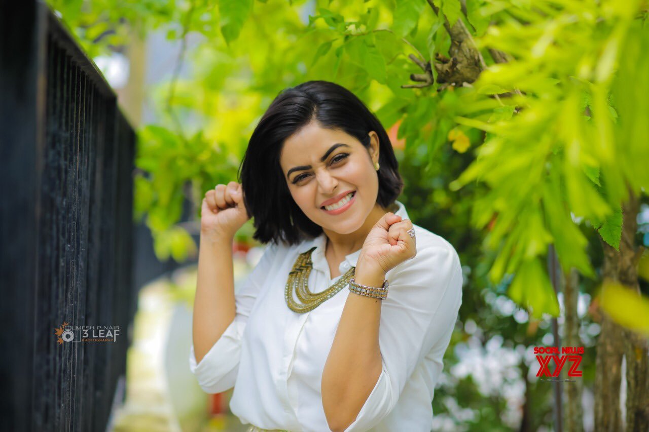 Actress Poorna Cute New Stills - Social News XYZ
