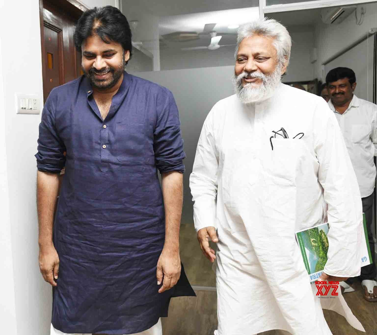 Hyderabad: Pawan Kalyan meets 'Waterman of India' #Gallery - Social ...