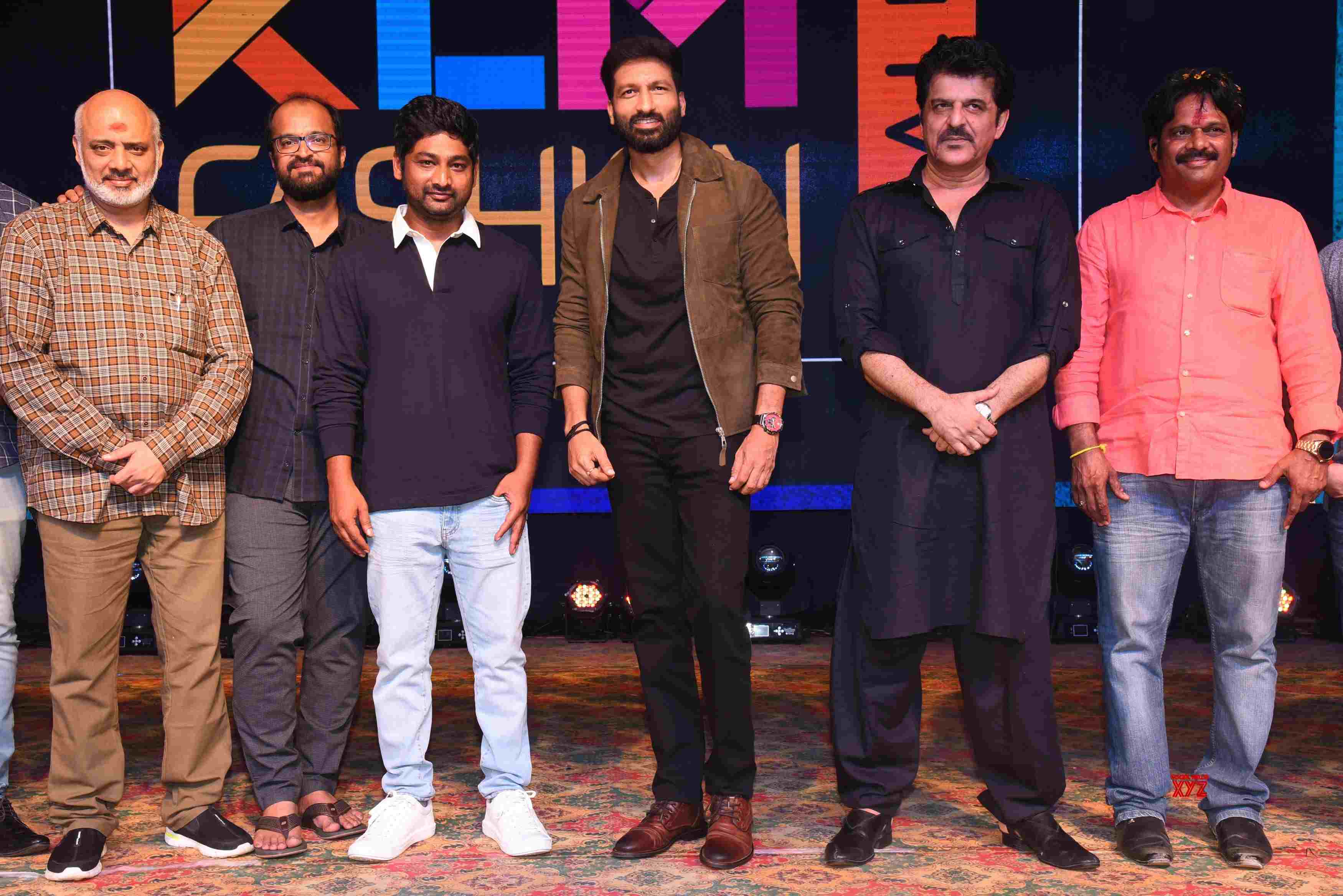 Gopichand's Chanakya Movie Pre Release Event Main Group HD Stills ...