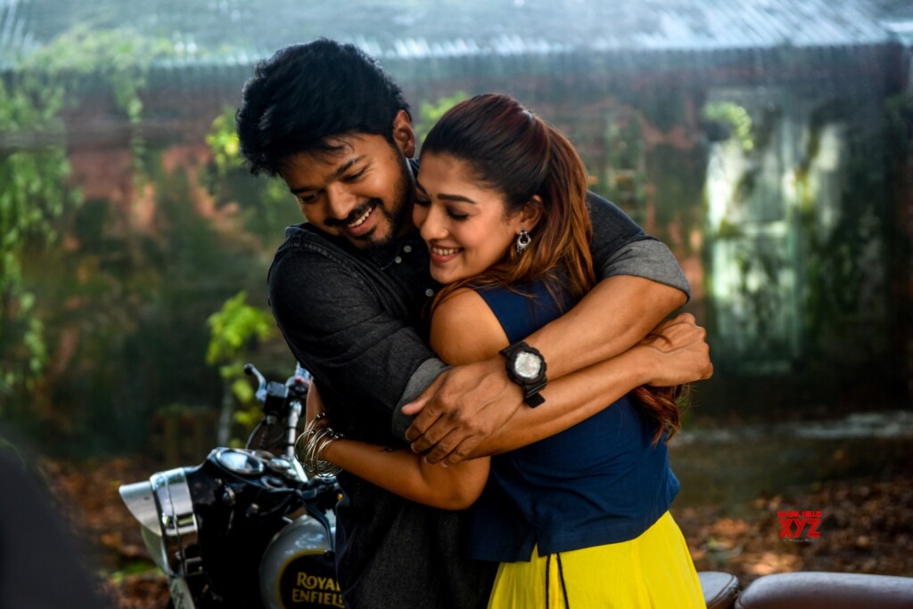Thalapathy Vijay And Nayanthara From Bigil Movie - Social News XYZ