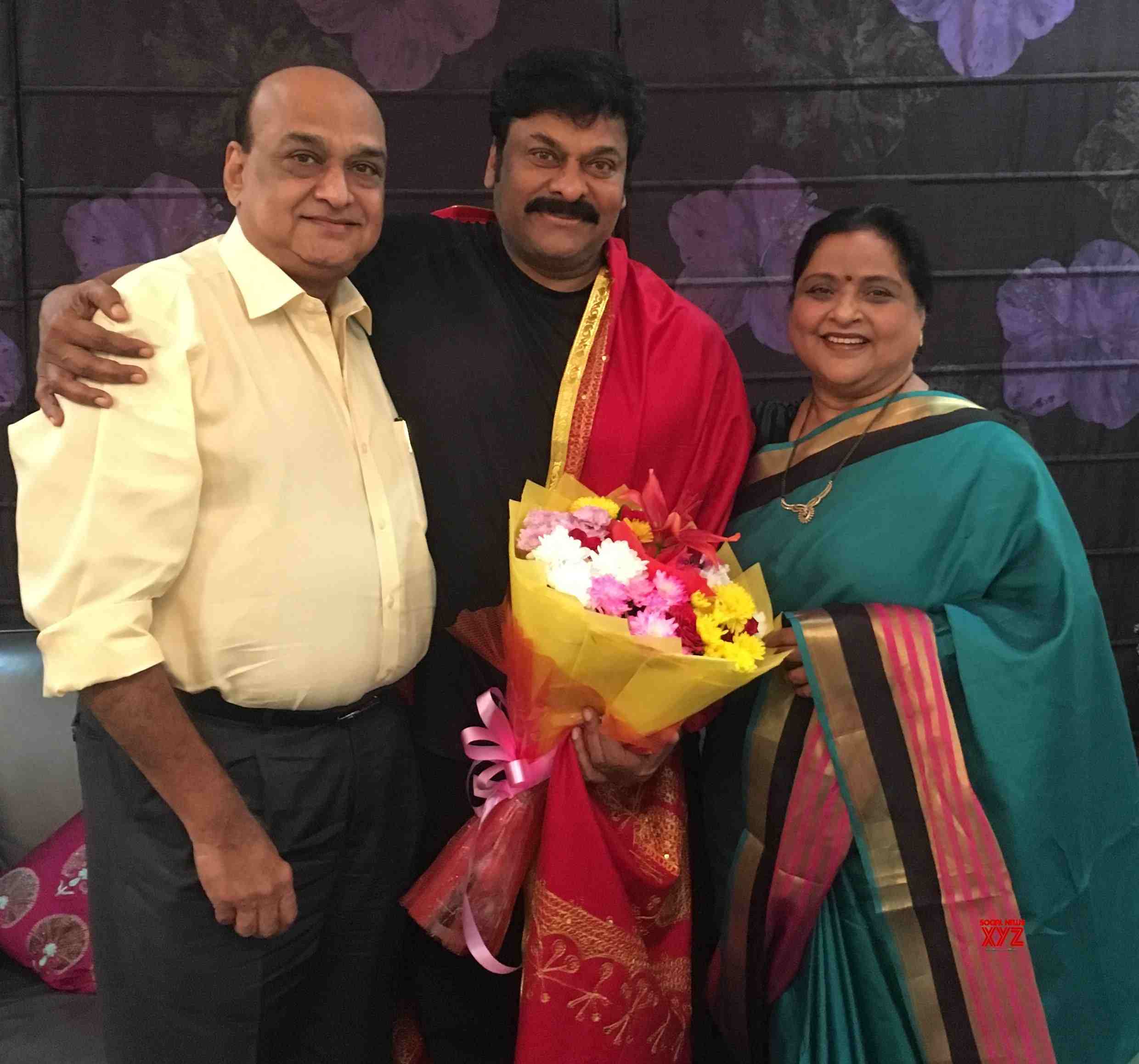 Roja Ramani And Chakrapani Couple Congratulate Megastar Chiranjeevi For ...