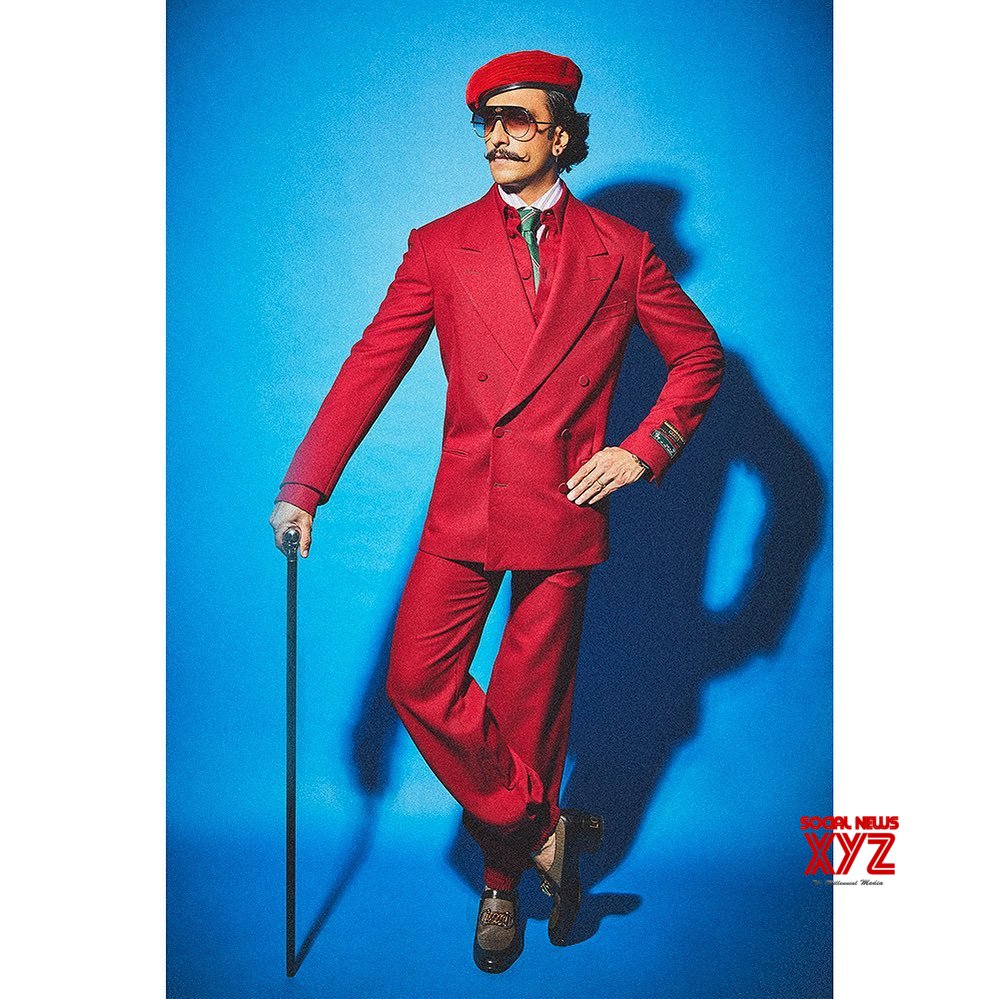 Ranveer Singh Latest Goofy Fashion Stills - Social News XYZ
