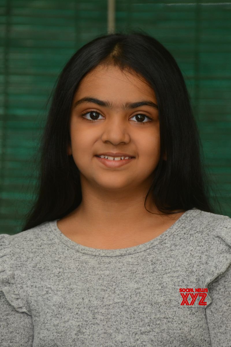 Director Ravi Babu Stills From Aaviri Movie Interview - Social News XYZ