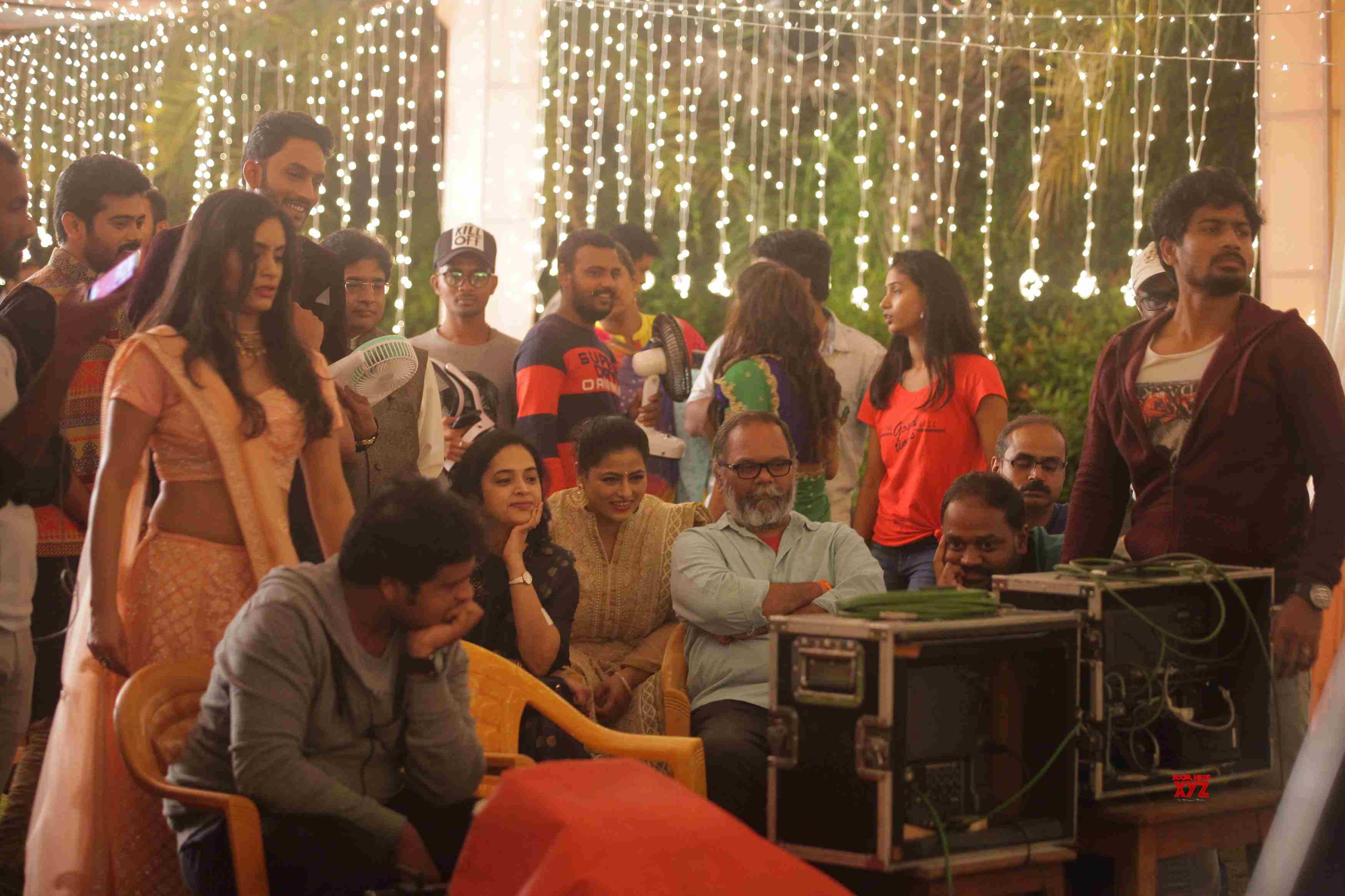 Director V N Aditya's New Film Valliddari Madhya Movie Working HD ...
