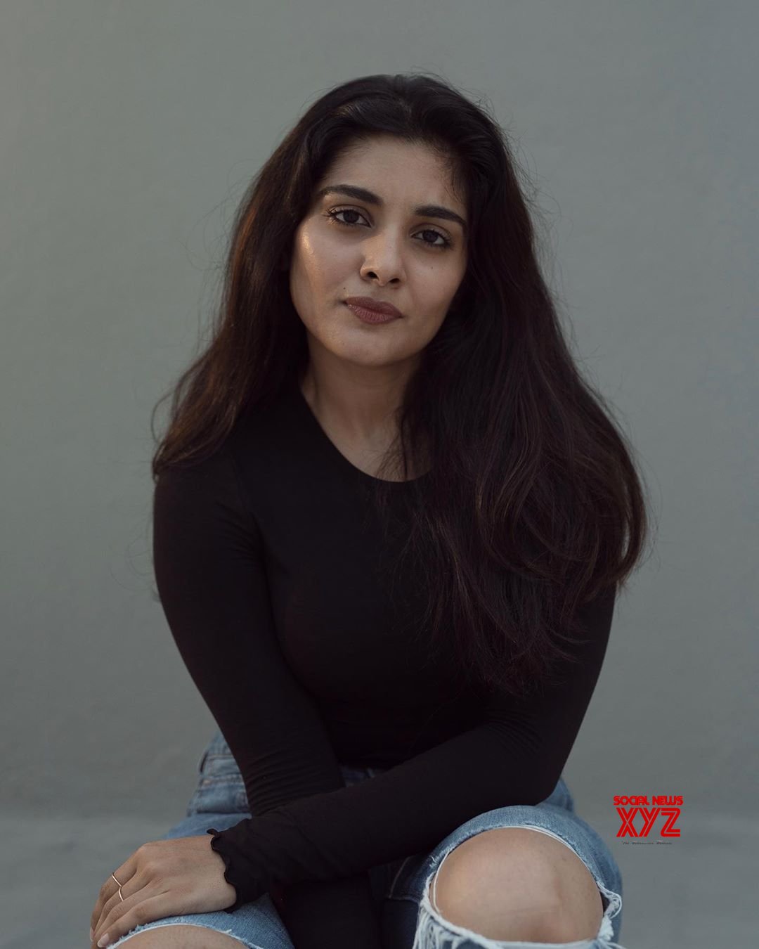 Actress Nivetha Thomas Stunning New Natural Stills - Social News XYZ