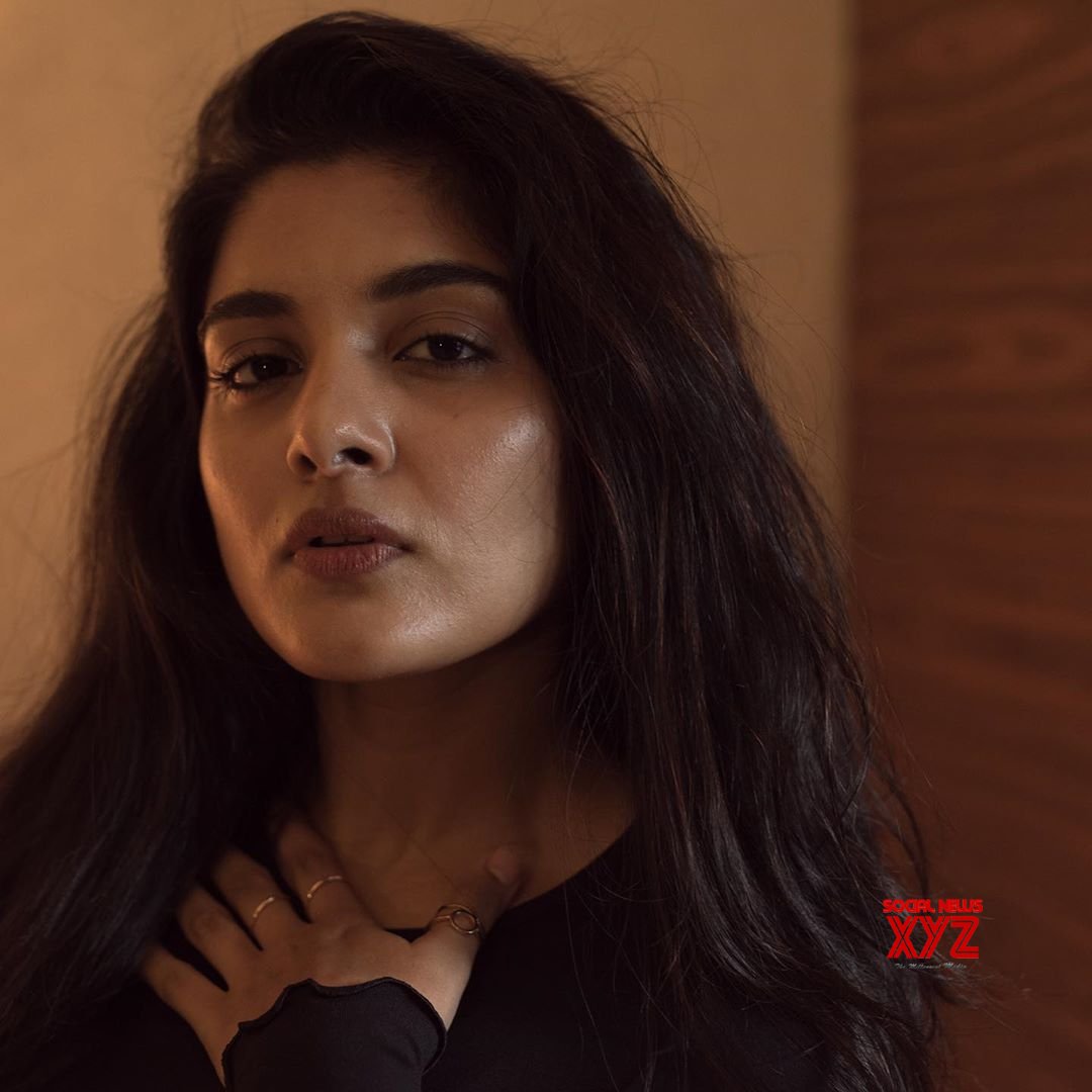 Actress Nivetha Thomas Stunning New Natural Stills - Social News XYZ