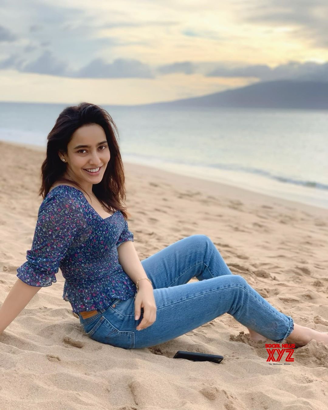 Actress Neha Sharma Latest Hot And Bold Stills - Social News XYZ