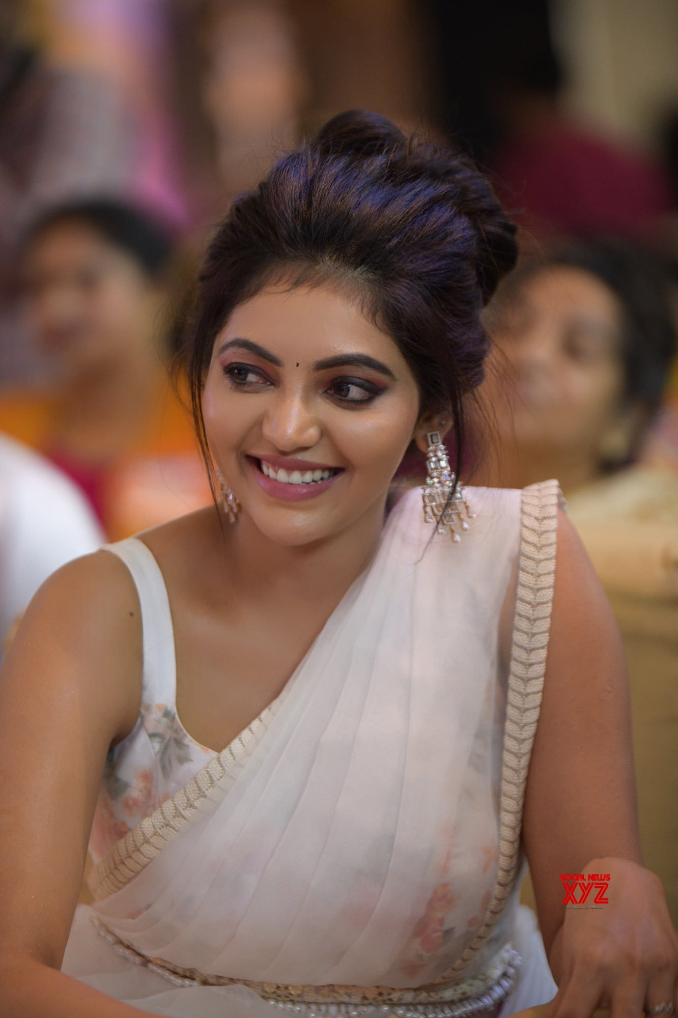 Actress Athulya Ravi Gorgeous Stills - Social News XYZ
