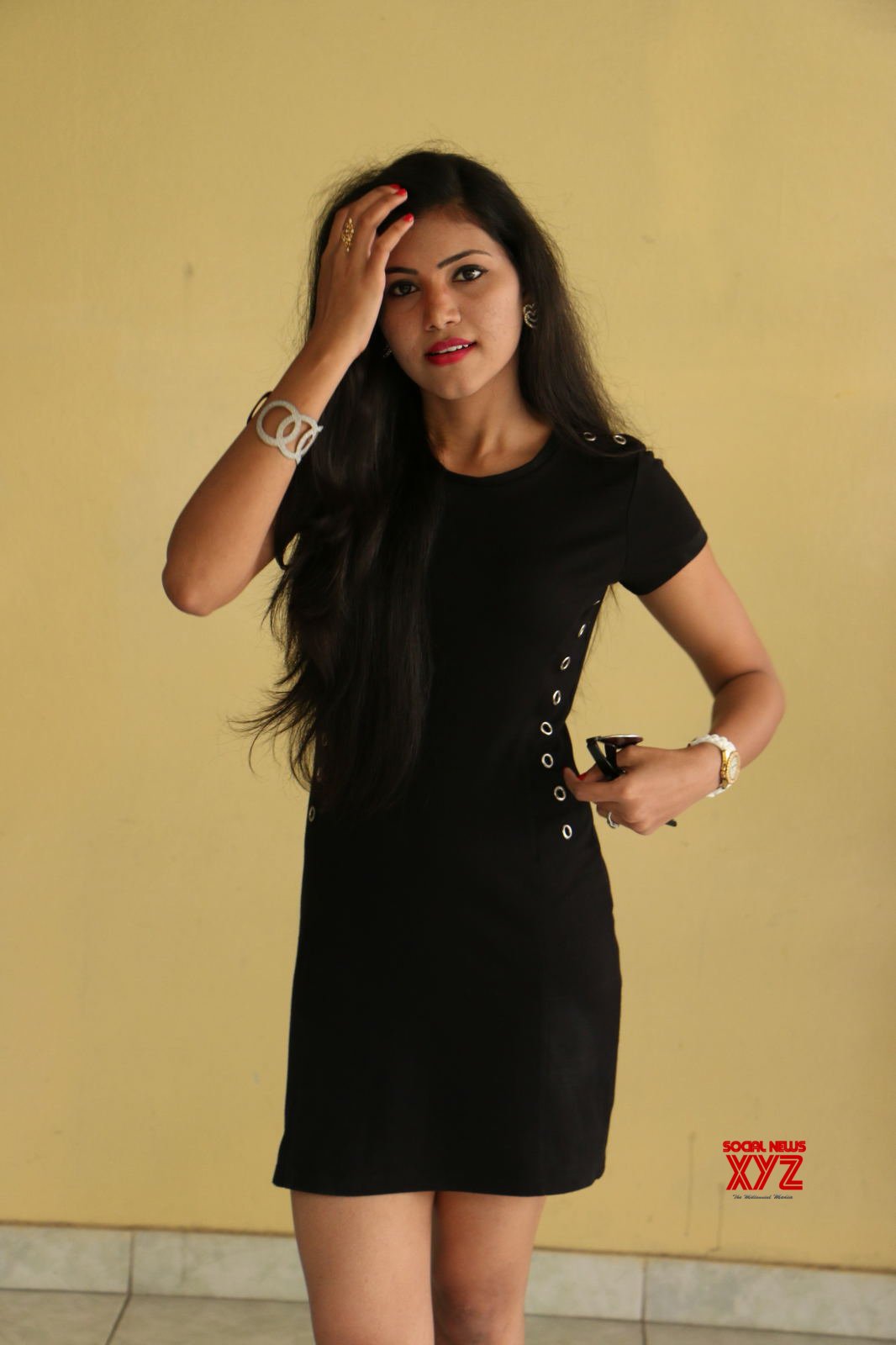 Actress Revathi Singh Latest Glam Stills - Social News XYZ