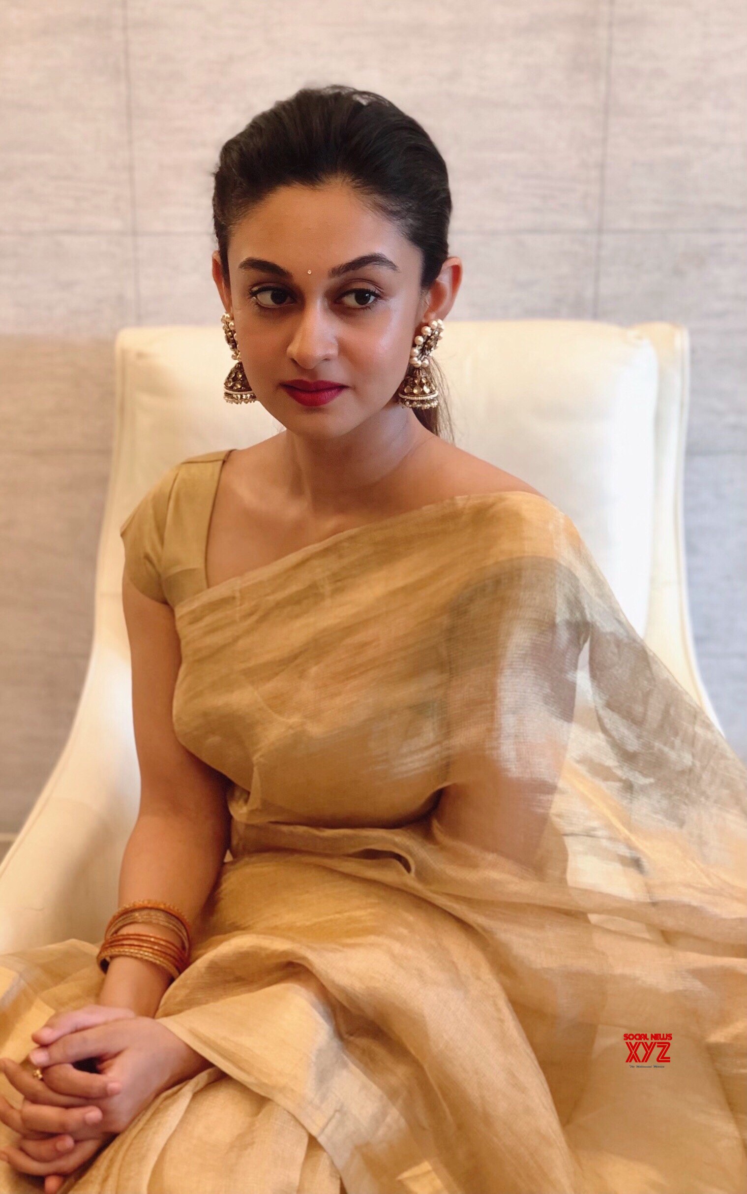 Arjun's Daughter Aishwarya Arjun To Make Her Tollywood Debut - Social ...