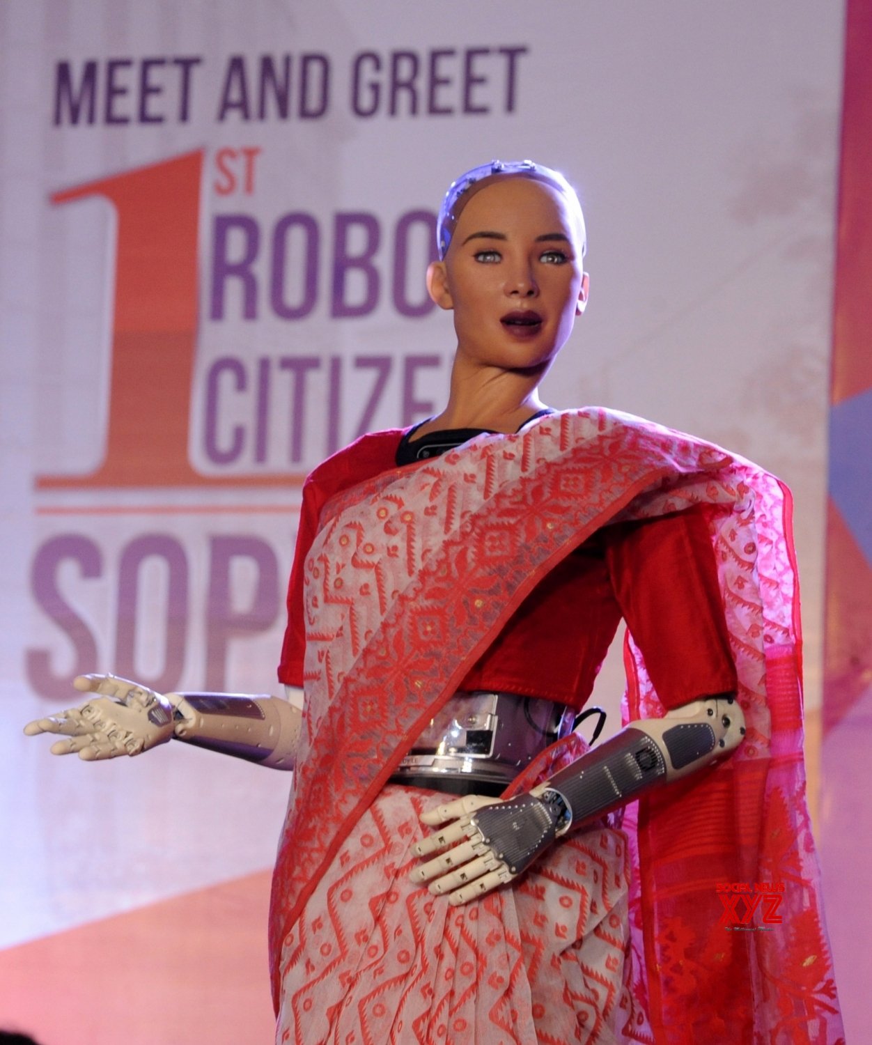 Kolkata: Humanoid robot Sophia #Gallery - Social News XYZ