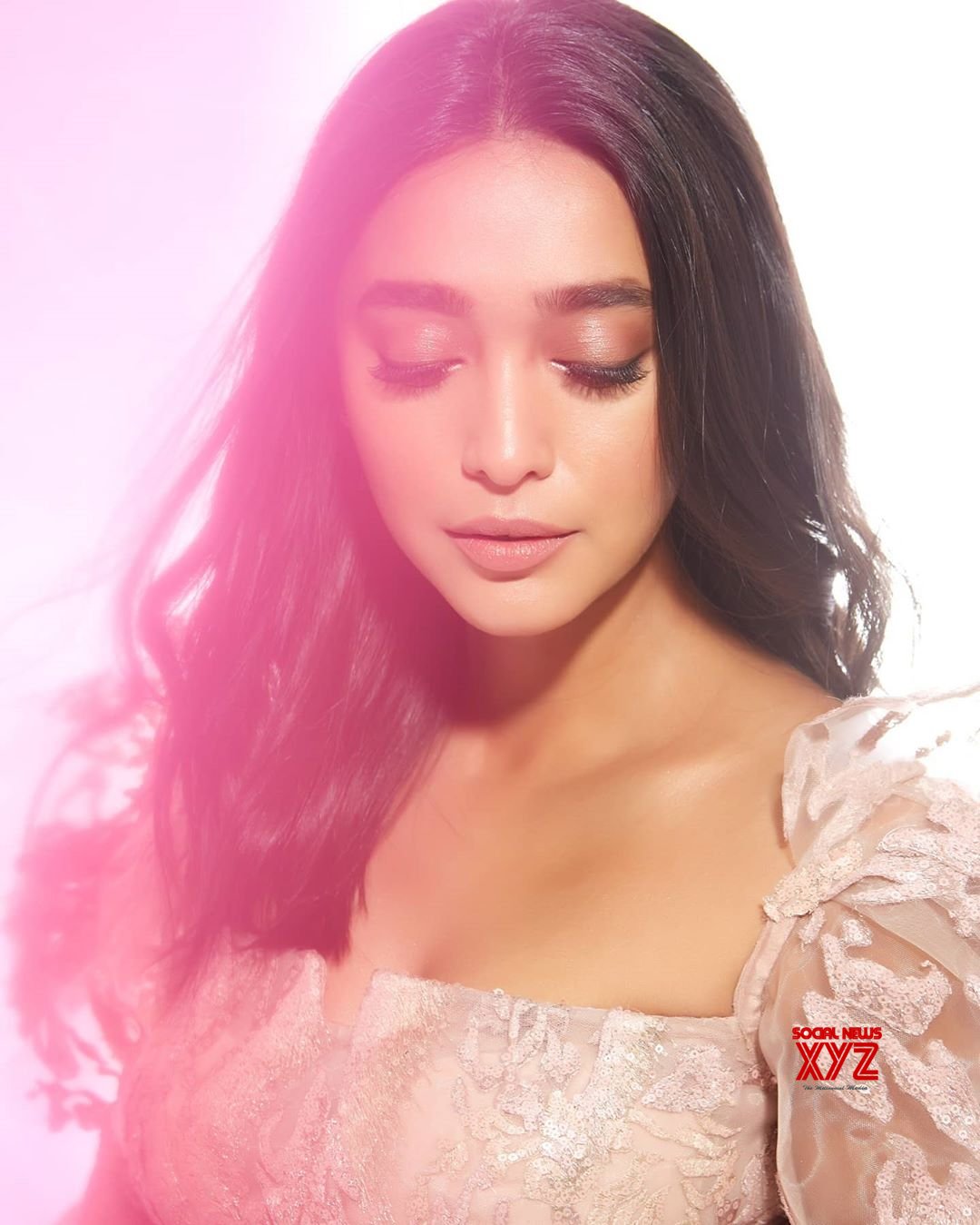 Actress Sayani Gupta Drop Dead Gorgeous Stills In This Outfit As She ...
