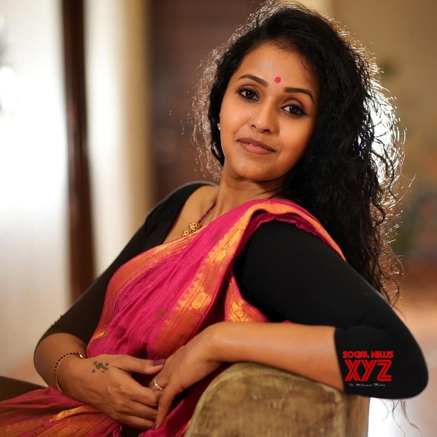 Pop Singer Smita Latest Traditional Photoshoot Stills - Social News XYZ