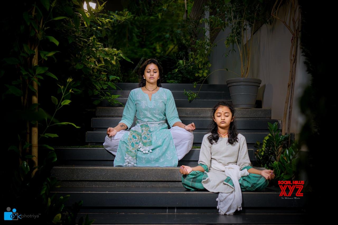 Telugu Pop Singer Smita And Daughter Shivi Stills From Their Yoga ...