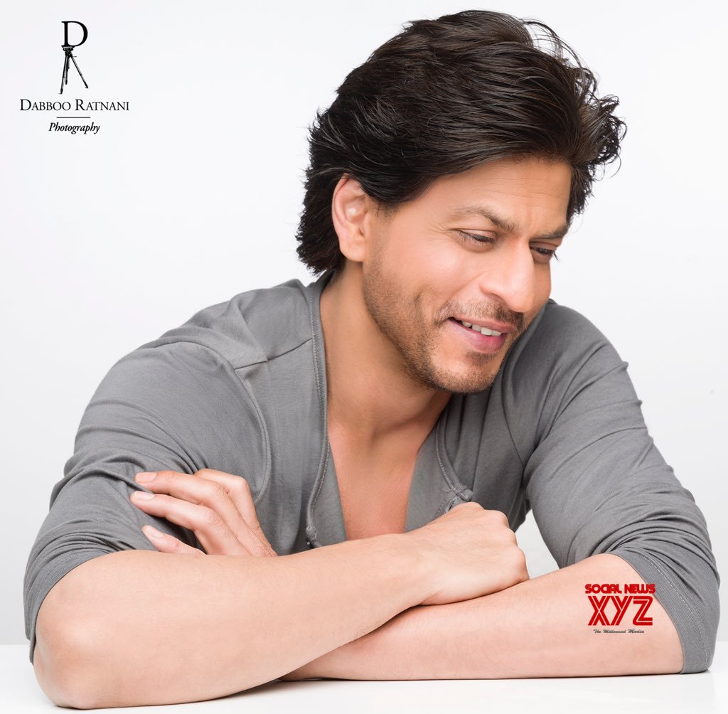 Shah Rukh Khan Cool Stills Clicked And Shared By Dabboo Ratnani On 28 ...