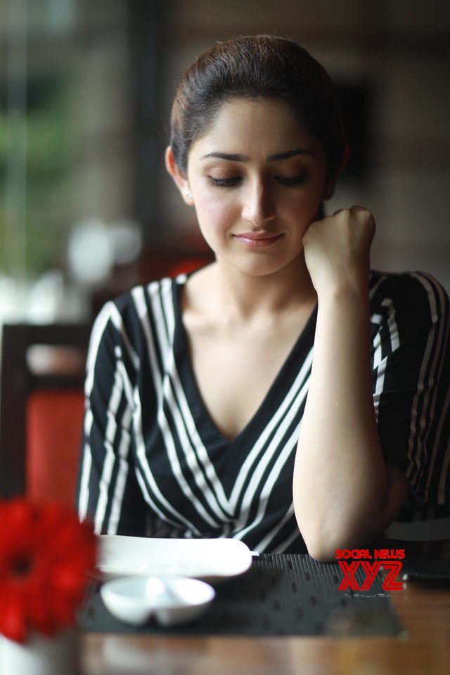 Actress Sayyeshaa New Stills Looking Gorgeous - Social News XYZ