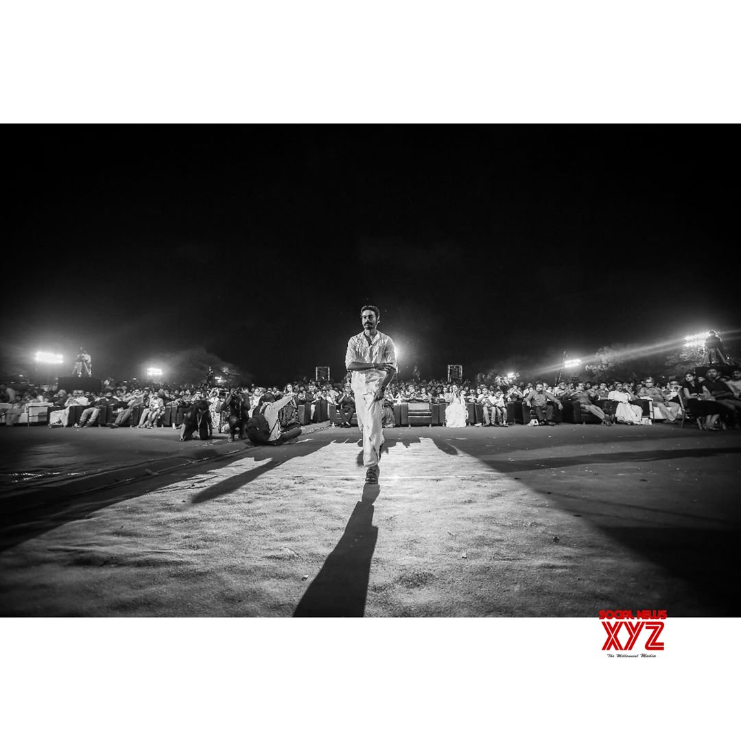 Dhanush Stills By Camera Senthil - Social News XYZ