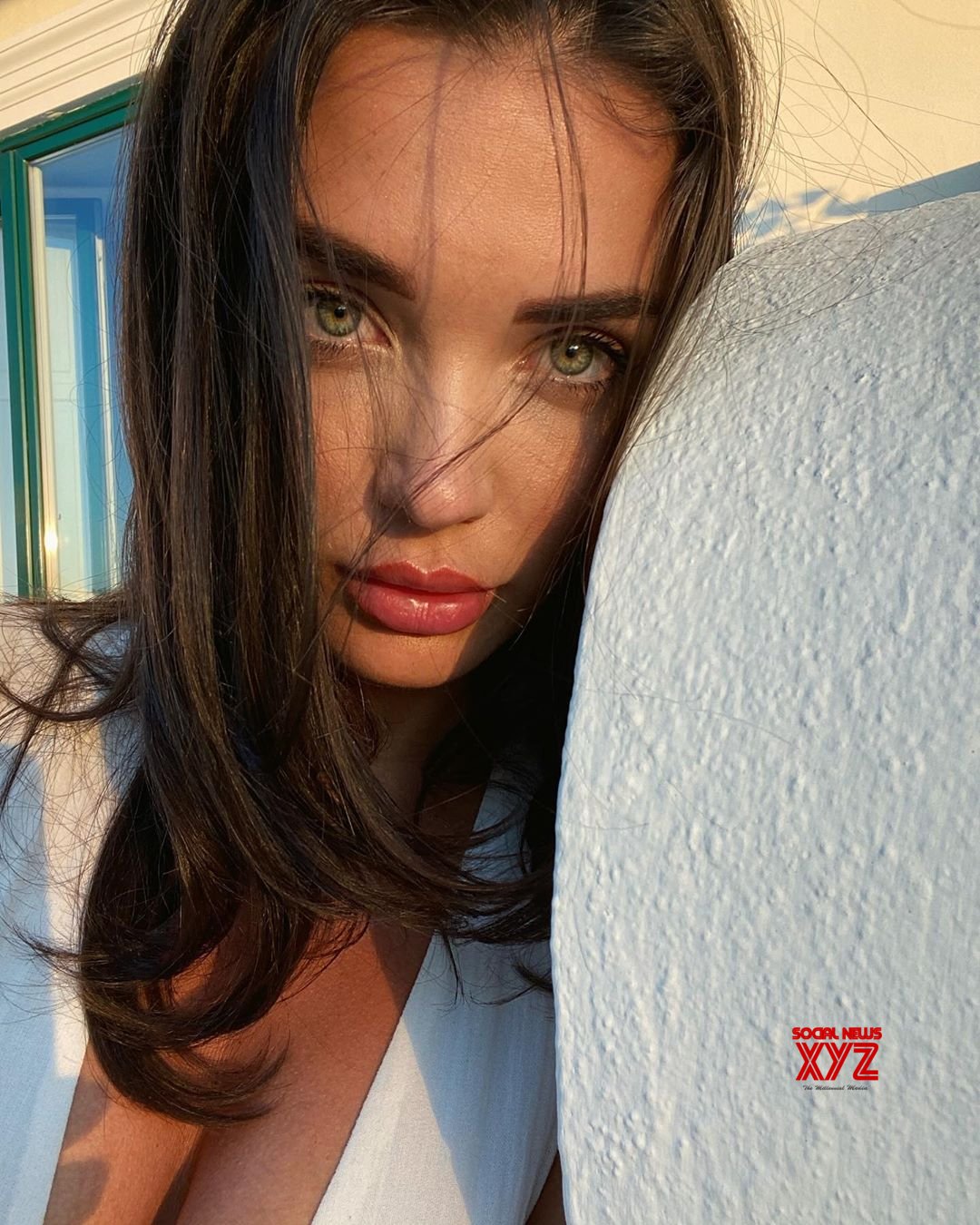 Actress Amy Jackson Latest Glam And Hot Insta Stills - Social News XYZ