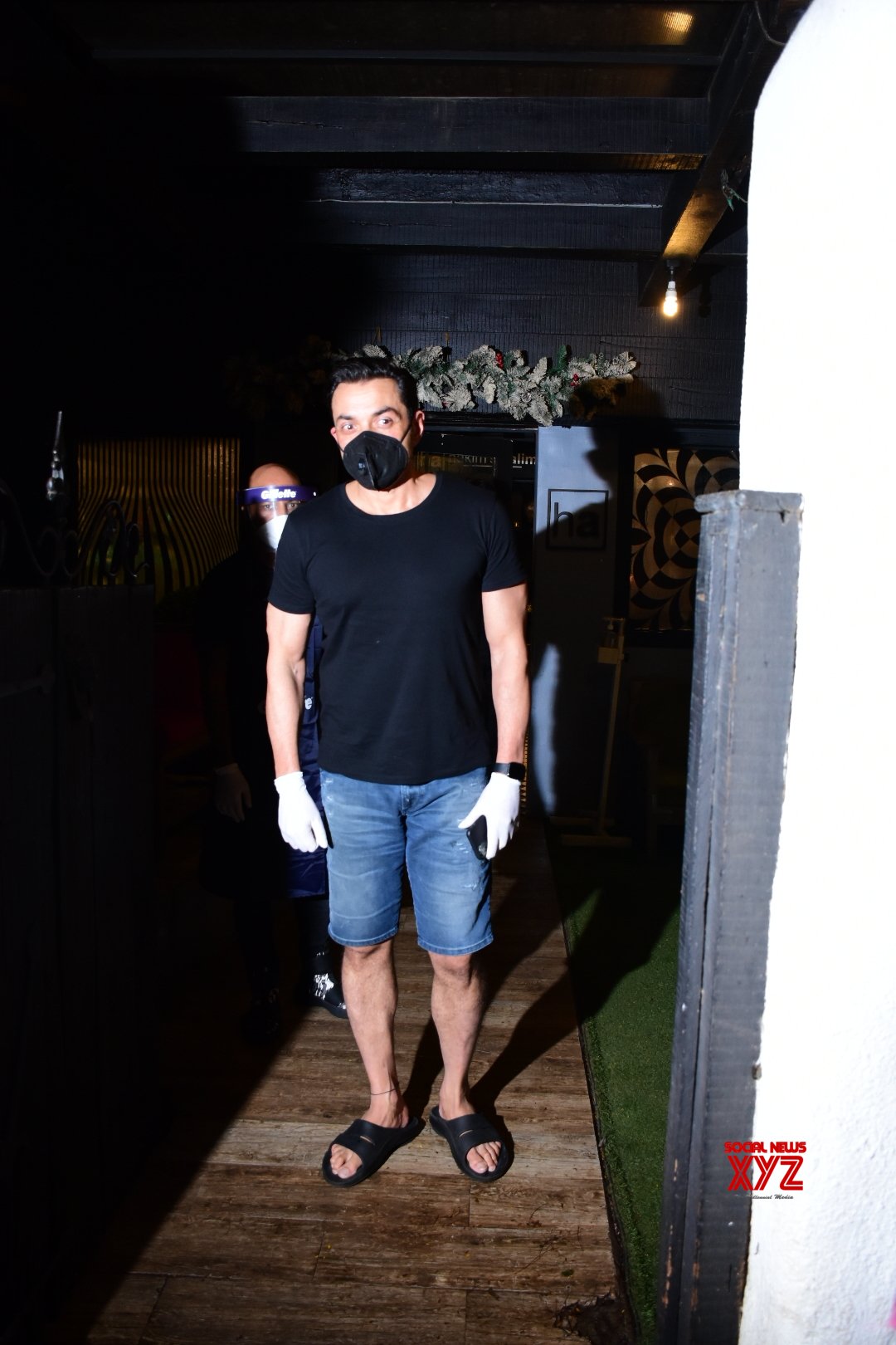 Bobby Deol Spotted At Hakim Alim Salon In Bandra HD Gallery - Social ...