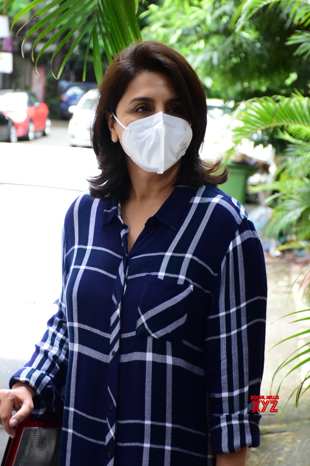 Neetu Singh Spotted At Bandra HD Gallery - Social News XYZ