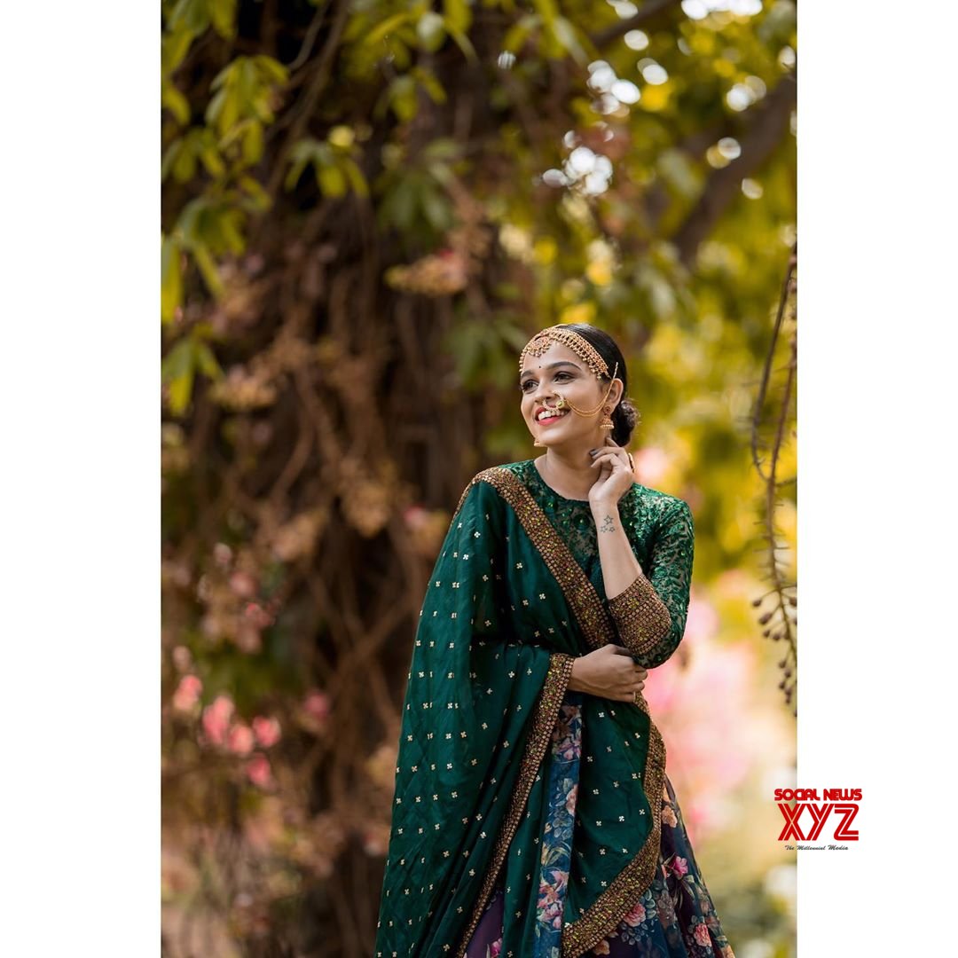 Actress Nakshatra Murthy Delights The Frame With Her Charm In New ...