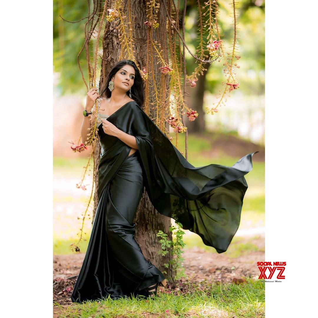 Actress Subalakshmi Rangan Classy And Elegant Stills Clicked By Camera ...