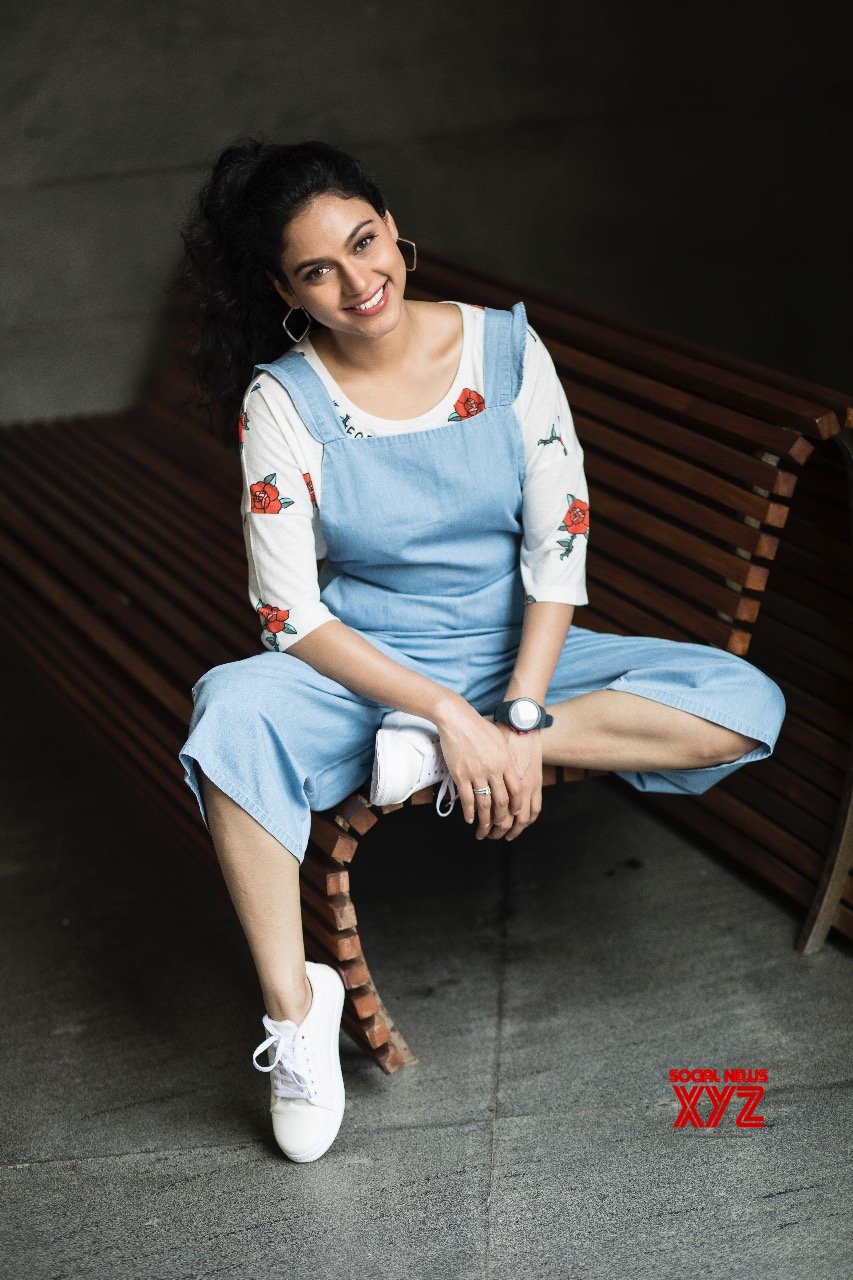 Actress Rupa Manjari Latest Glam Stills Clicked By Sudarshan - Social ...