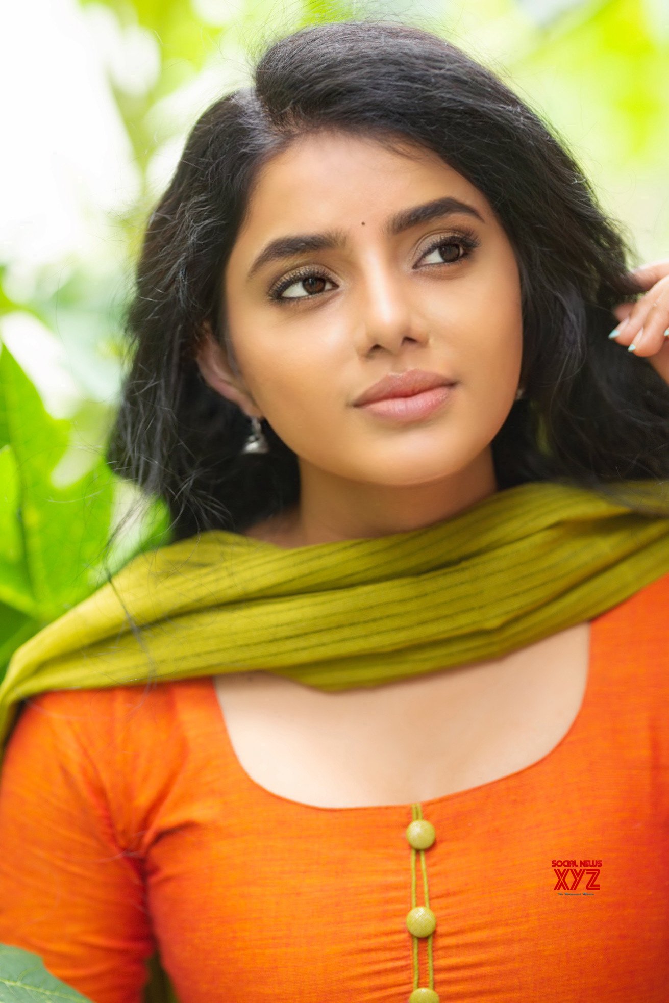 Actress Sumaya Reddy Latest Glam Photo Shoot Stills - Social News XYZ