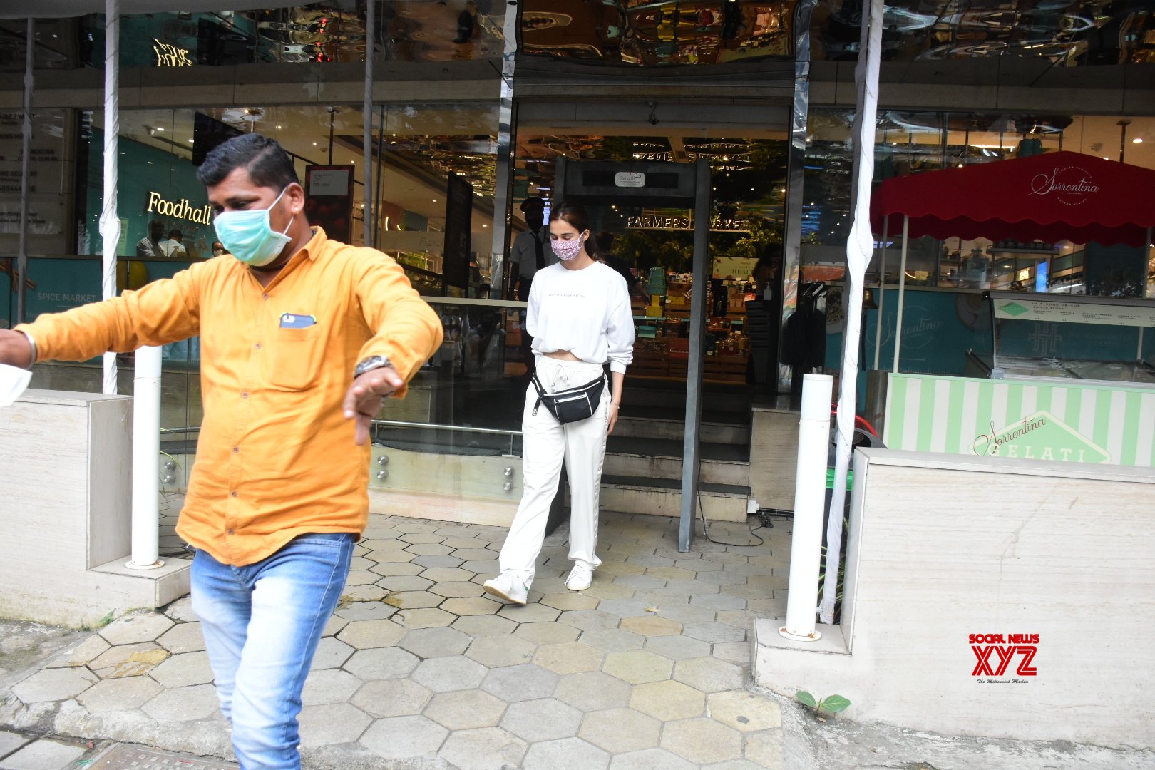 Actress Disha Patani Spotted Food Hall At Khar Gallery - Social News XYZ