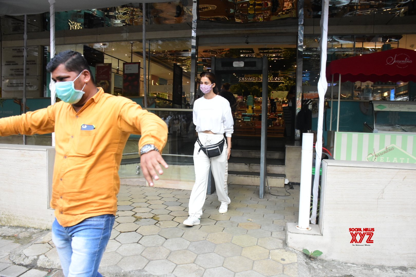 Actress Disha Patani Spotted Food Hall At Khar Gallery - Social News XYZ
