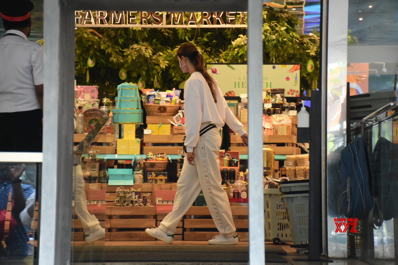 Actress Disha Patani Spotted Food Hall At Khar Gallery - Social News XYZ