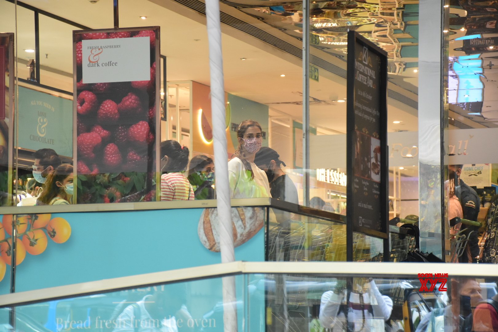 Actress Disha Patani Spotted Food Hall At Khar Gallery - Social News XYZ