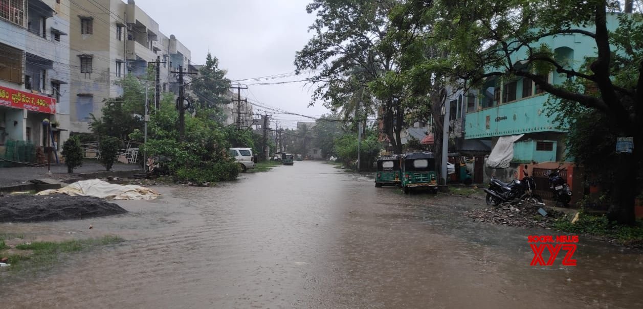 Vijayawada: Heavy rains leave Vijayawada flooded #Gallery - Social News XYZ