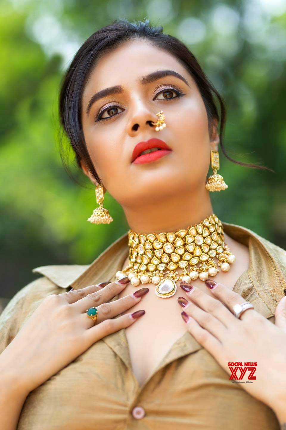 Actress Sree Mukhi Latest Glam Traditional Stills - Social News XYZ