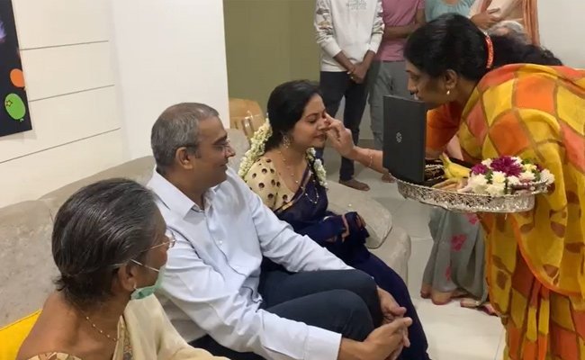 Singer Sunitha Got Engaged With Entrepreneur Ram And Wedding Will Take ...