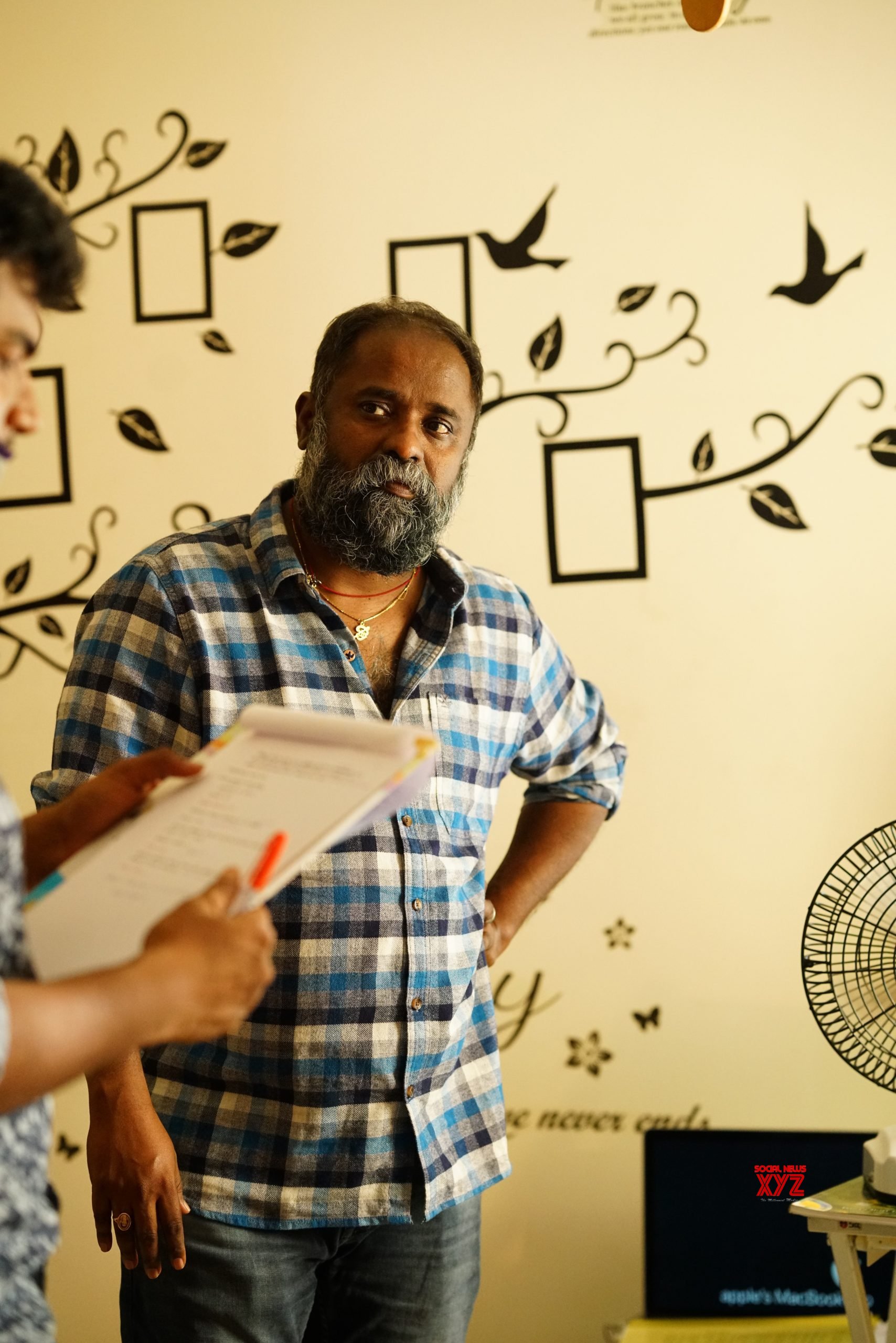 118 Director KV Guhan's New Film Titled WWW (Who.. Where.. Why ...