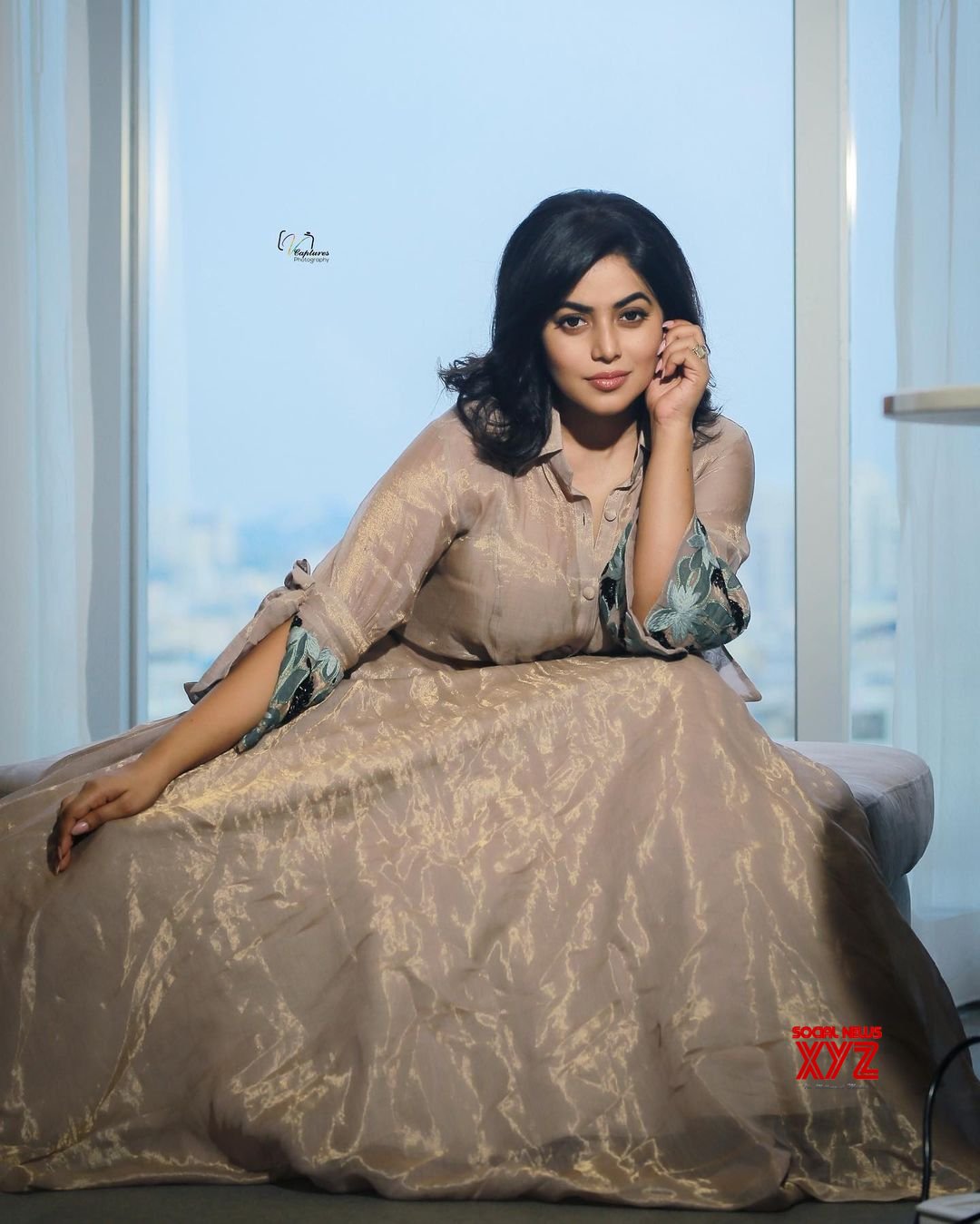 Actress Poorna Aka Shamna Kasim New Glam Stills - Social News XYZ