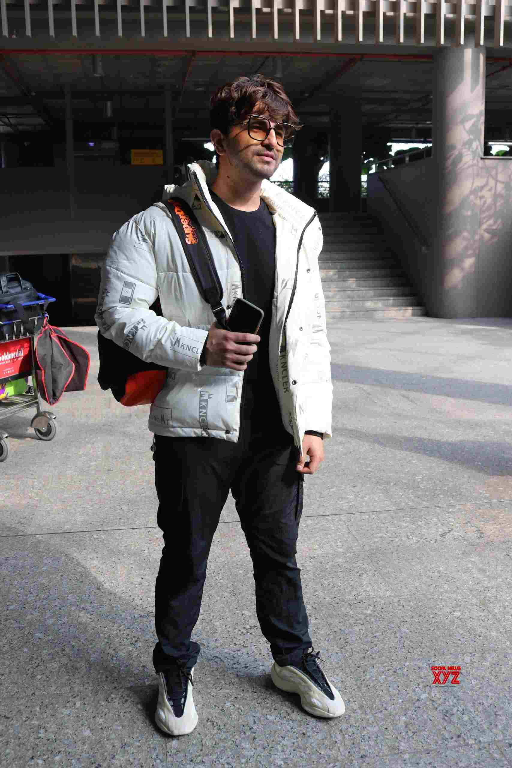 Nikk Punjabi Singer Spotted At Airport Arrival - Social News XYZ
