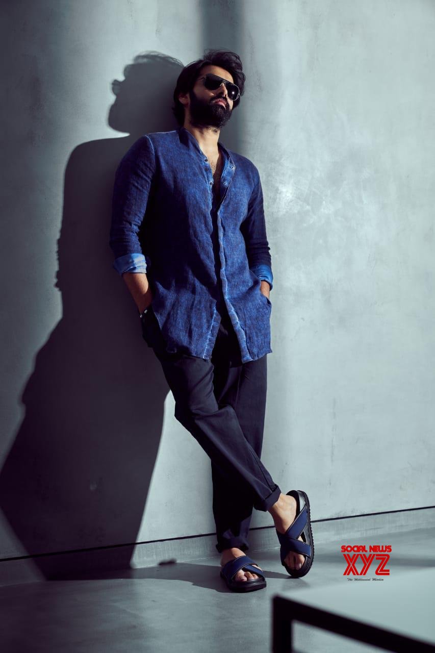 Ram Pothineni Stills Slaying In Blue For RED Movie Promotions - Social ...