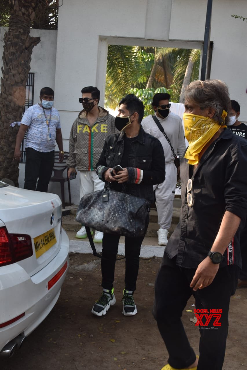 Karan Johar - Manish Malhotra And Shashank Khaitan LeavingPost Wedding ...