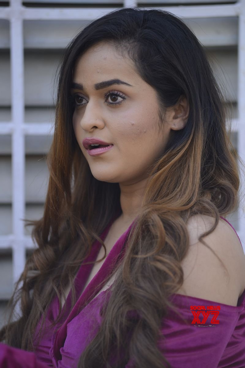 Actress Prajakta Dusane Stills From Rakkasi Movie Opening - Social News XYZ