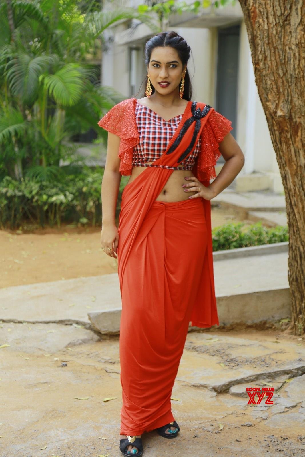 Actress Lora Maddision Glam Stills - Social News XYZ