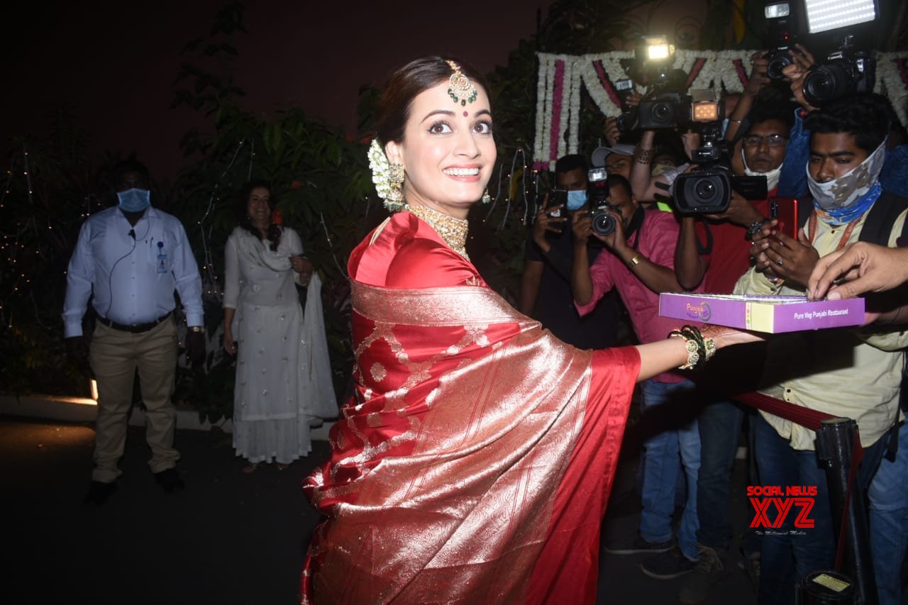 Newly Wed Dia Mirza With Her Hubby Vaibhav Rekhi Pose For Media ...
