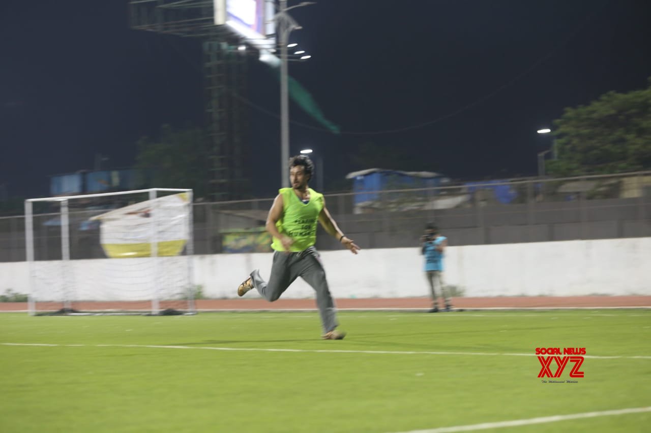 Tiger Shroff, Disha Patni, Arjun Kapoor, And Aparshakti Playing ...
