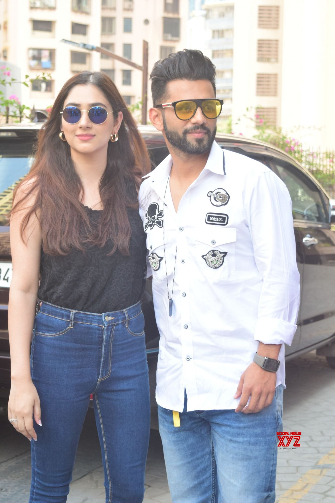 Rahul Vaidya And Girlfriend Disha Parmar Spotted In Andheri - Gallery ...