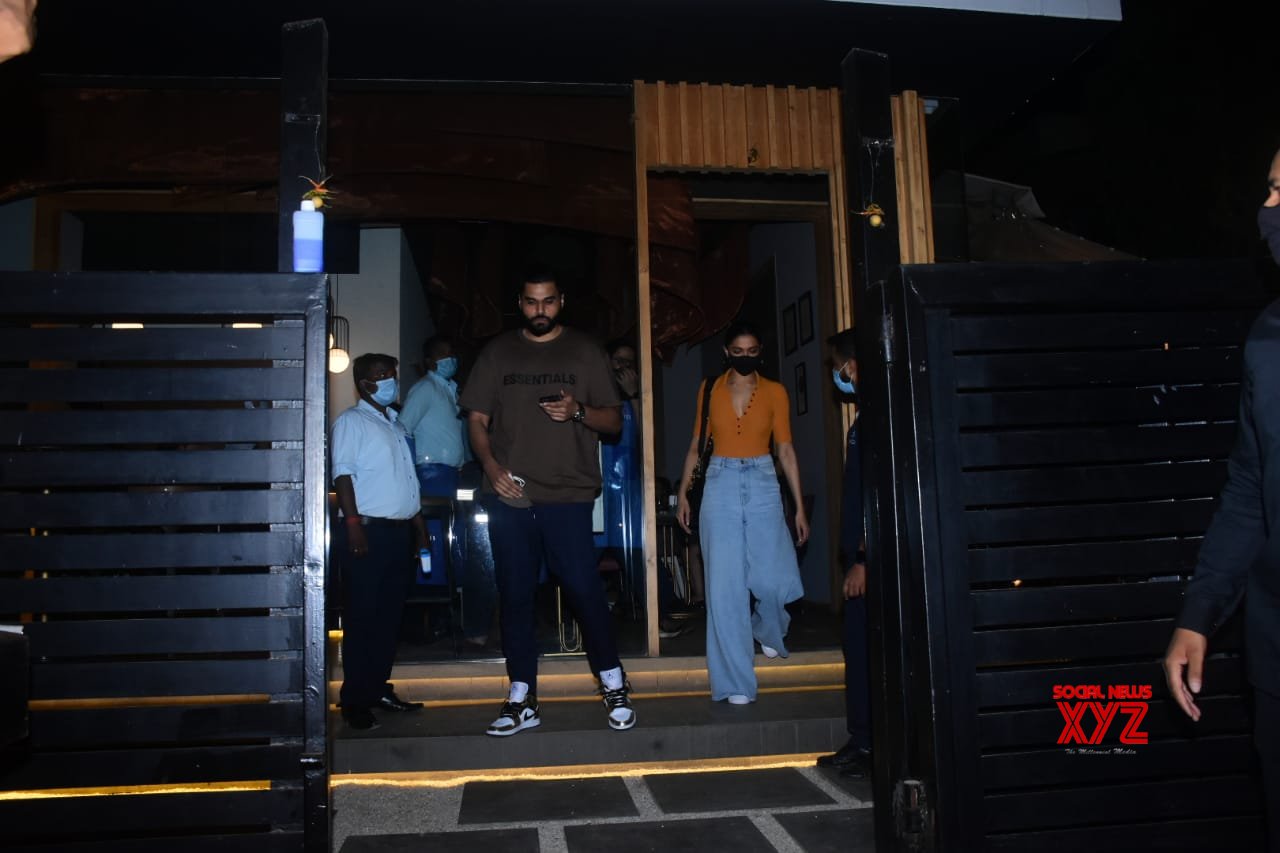 Actress Deepika Padukone Spotted At Mizu In Bandra - Gallery - Social ...
